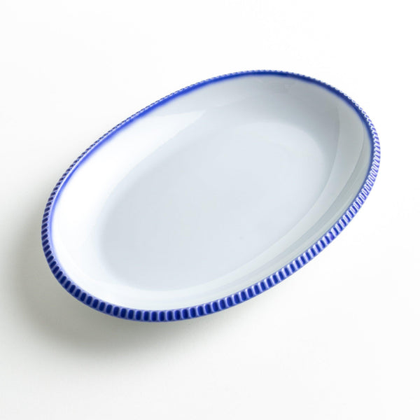 Rustic Scallop-Edged Oval Dinner Plate – JOC Goods