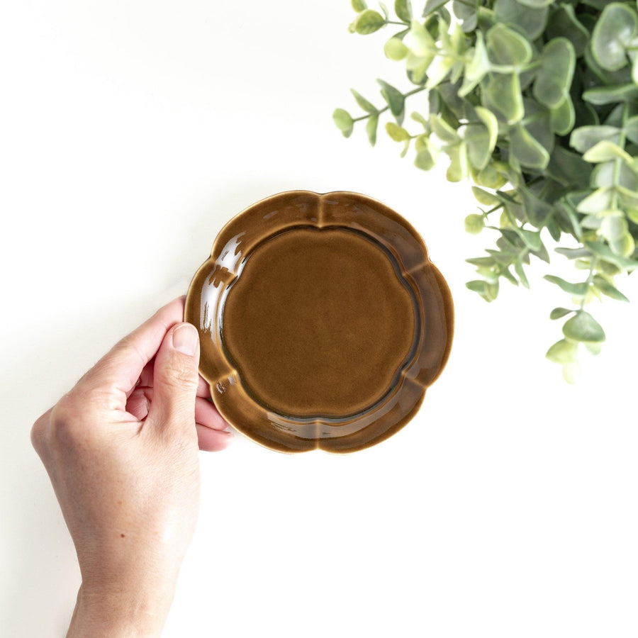 Rinka Flower Sauce Dish – JOC Goods